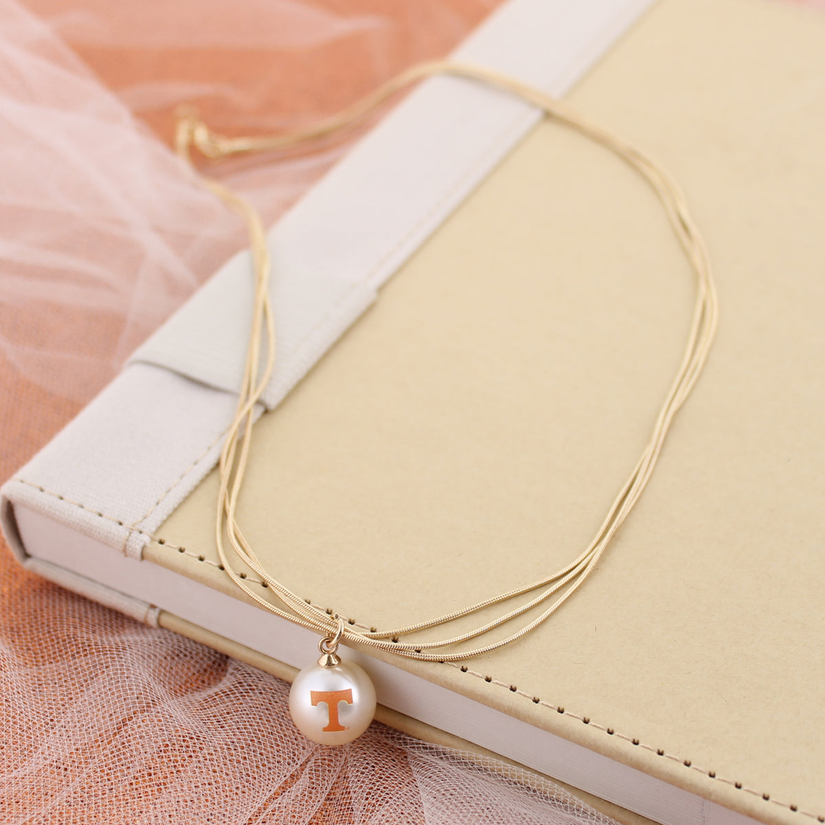 18” Tennessee Gold & Pearl Logo 3-Strand Necklace – Seasons Jewelry